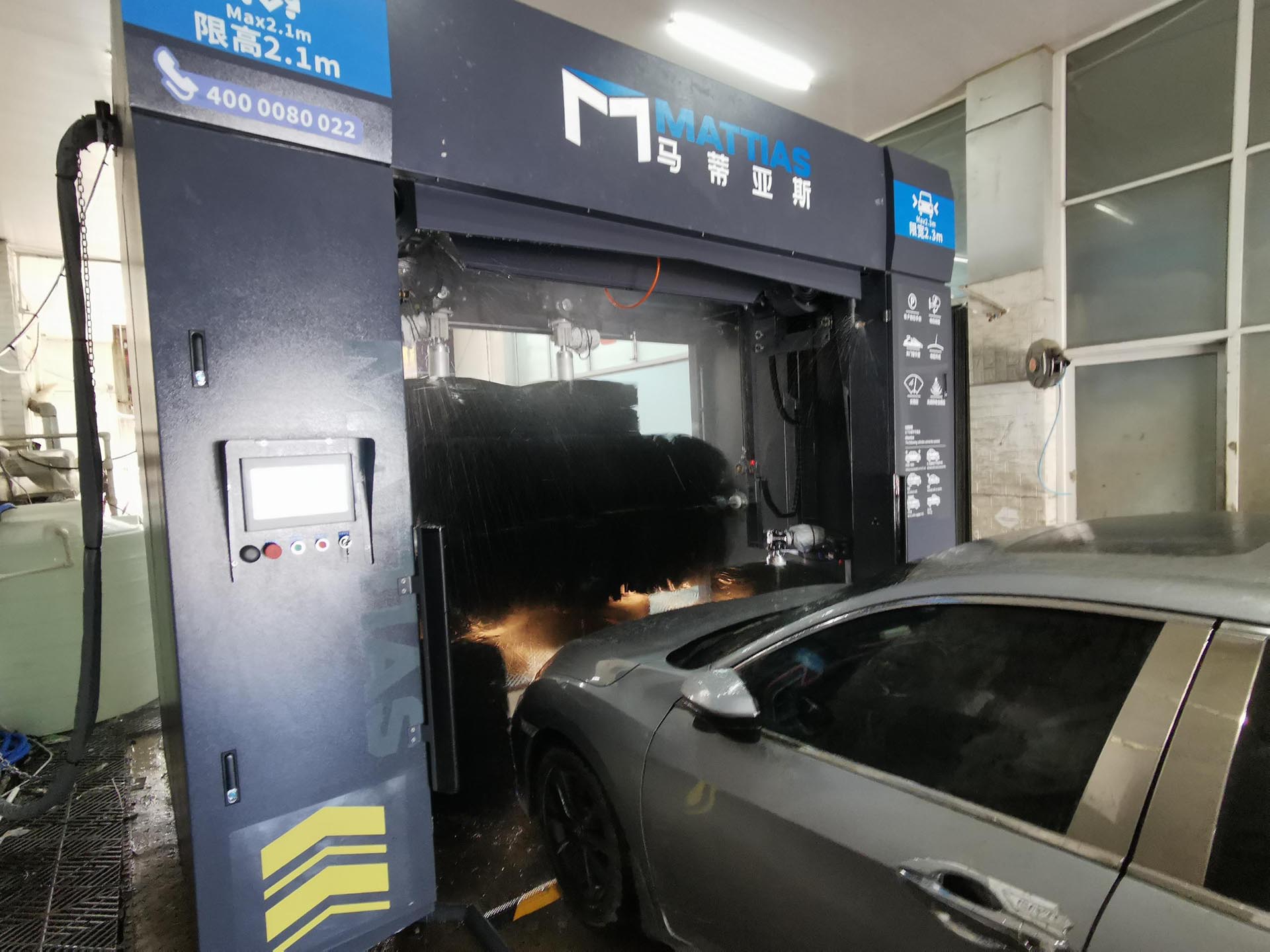 Installation of IoT Touchless Car Wash in Professional Car Detailing ...